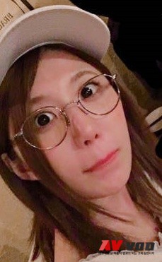 후지사키 에렌 / 藤?エレン / Eren Fujisaki - SETFLIX